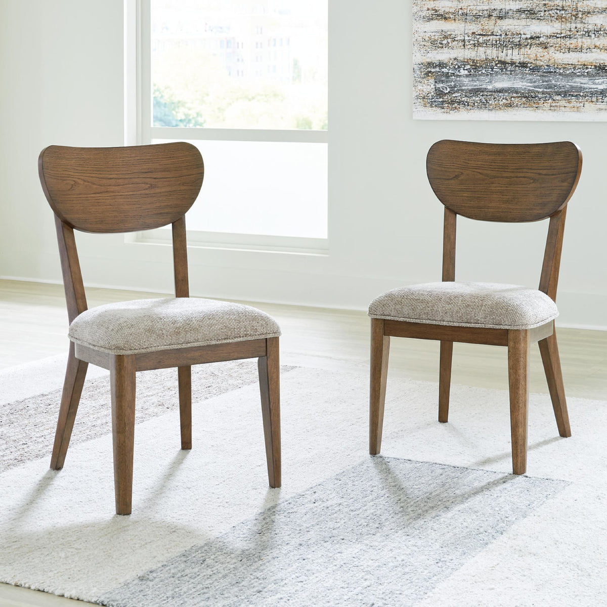 Roanhowe-Exclusive Dining Set | Ashley Canada