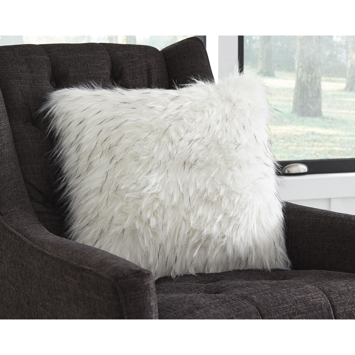 Calisa Accent Pillow | Ashley Canada