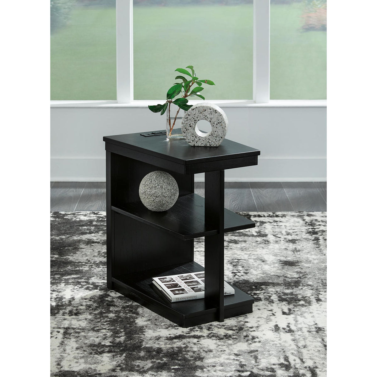 Winbardi Chairside End Table | Ashley Canada