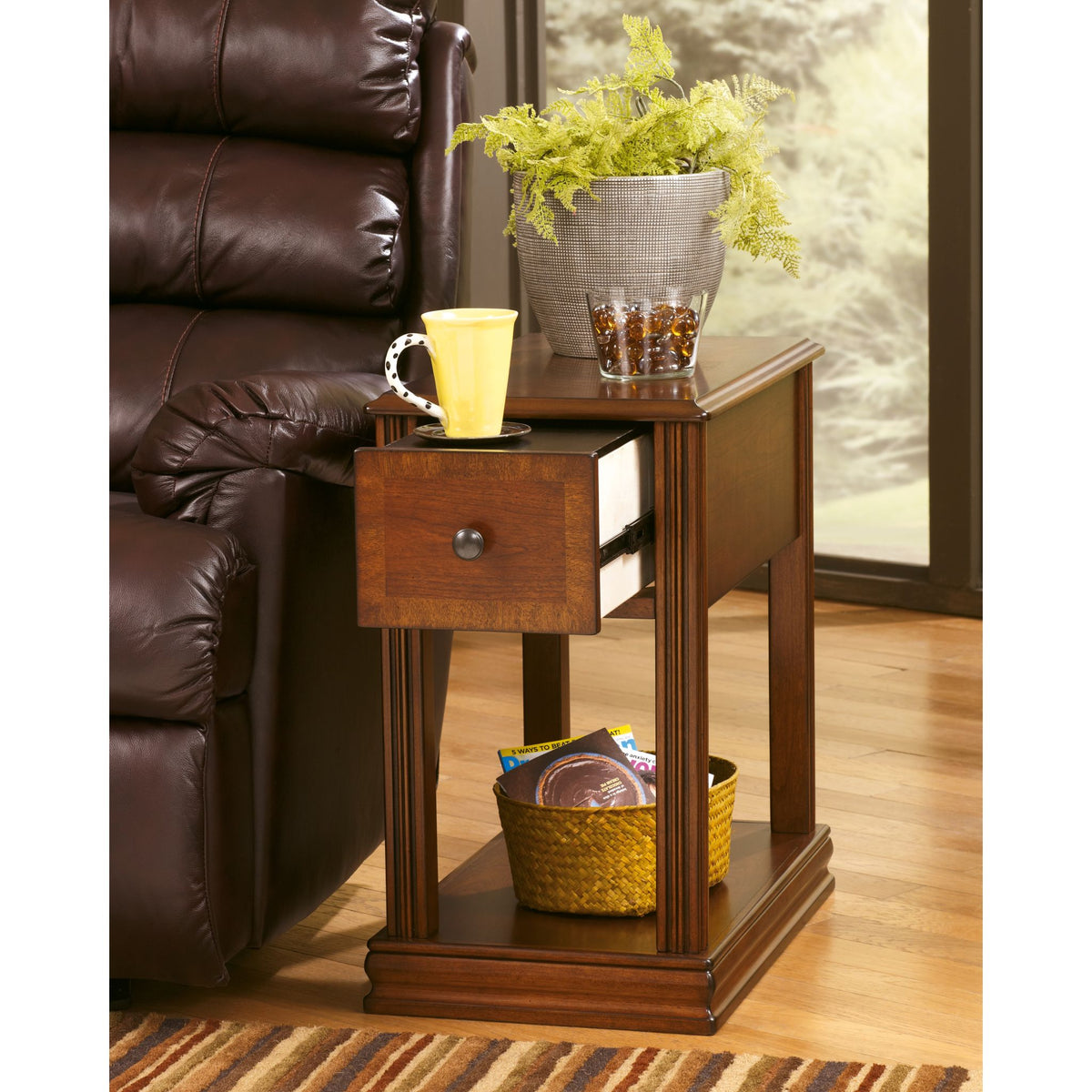 Breegin Chairside End Table | Ashley Canada