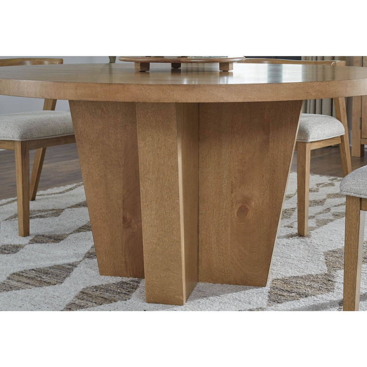 Kristiland-Exclusive Dining Table | Ashley Canada