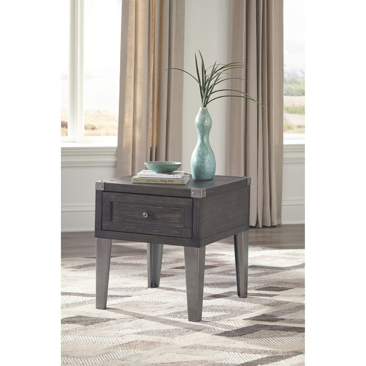 Todoe Rectangle End Table | Ashley Canada