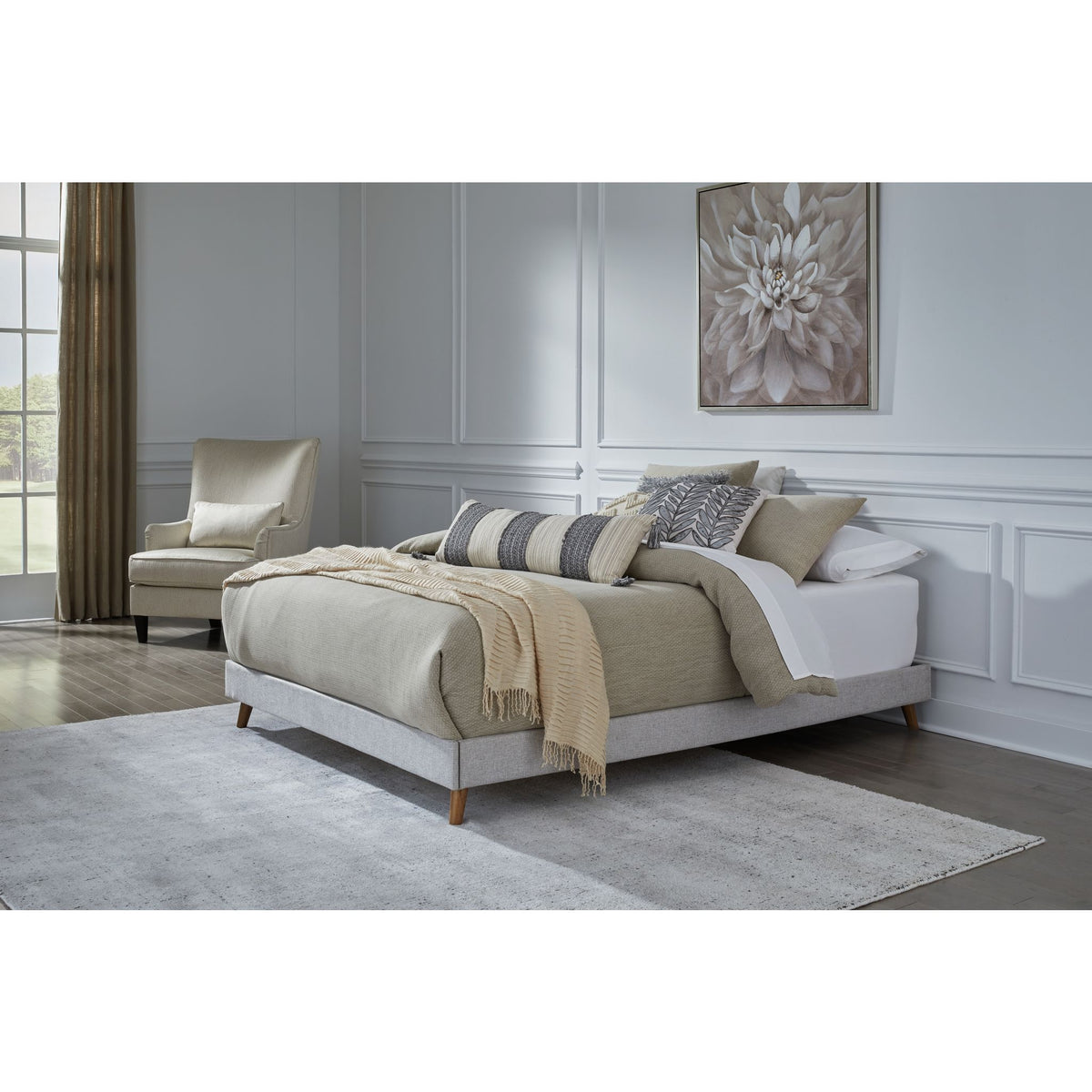 Tannally Platform Bed | Ashley Canada