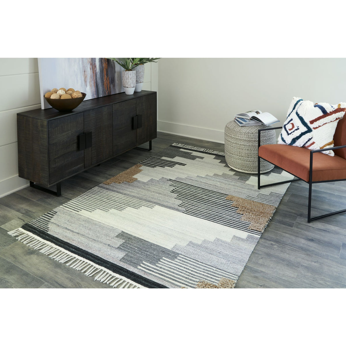 Roxsburg Area Rug | Ashley Canada