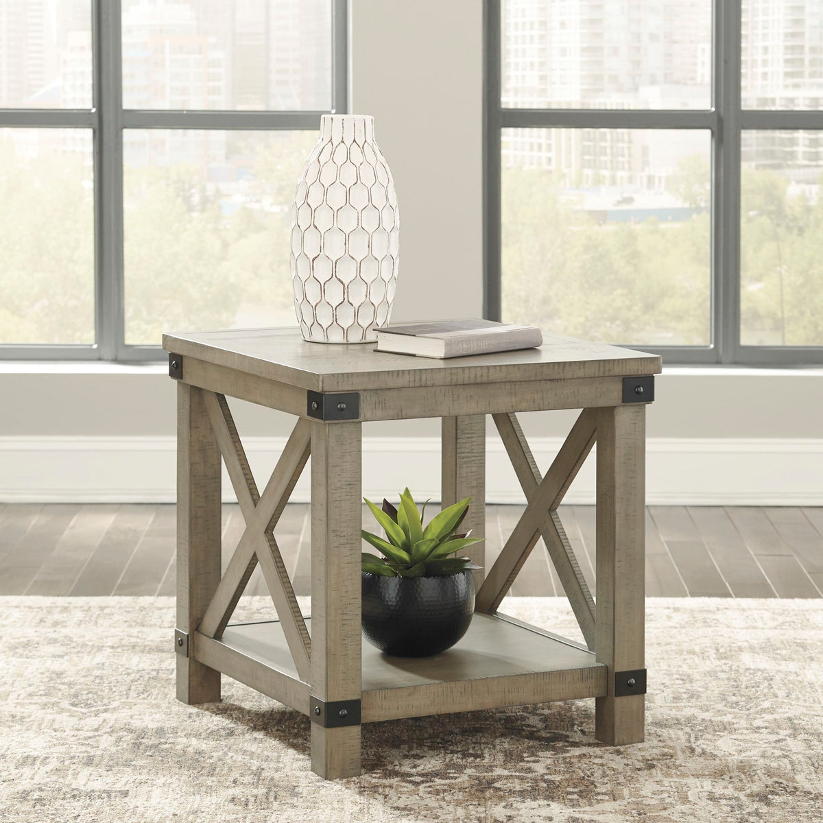 Aldwin Rectangle End Table | Ashley Canada