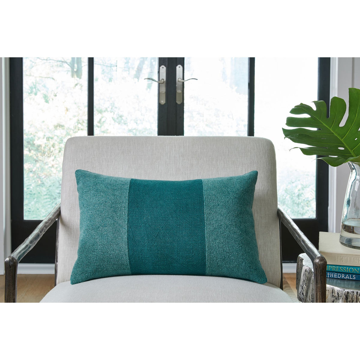 Dovinton Accent Pillow | Ashley Canada
