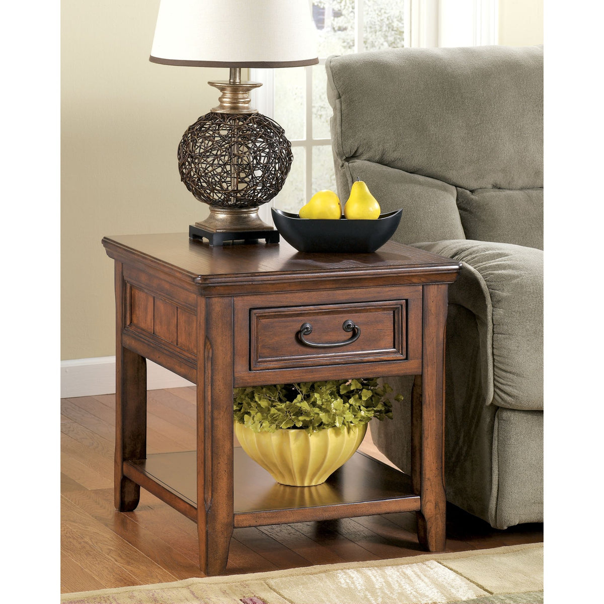 Woodboro Rectangle End Table | Ashley Canada