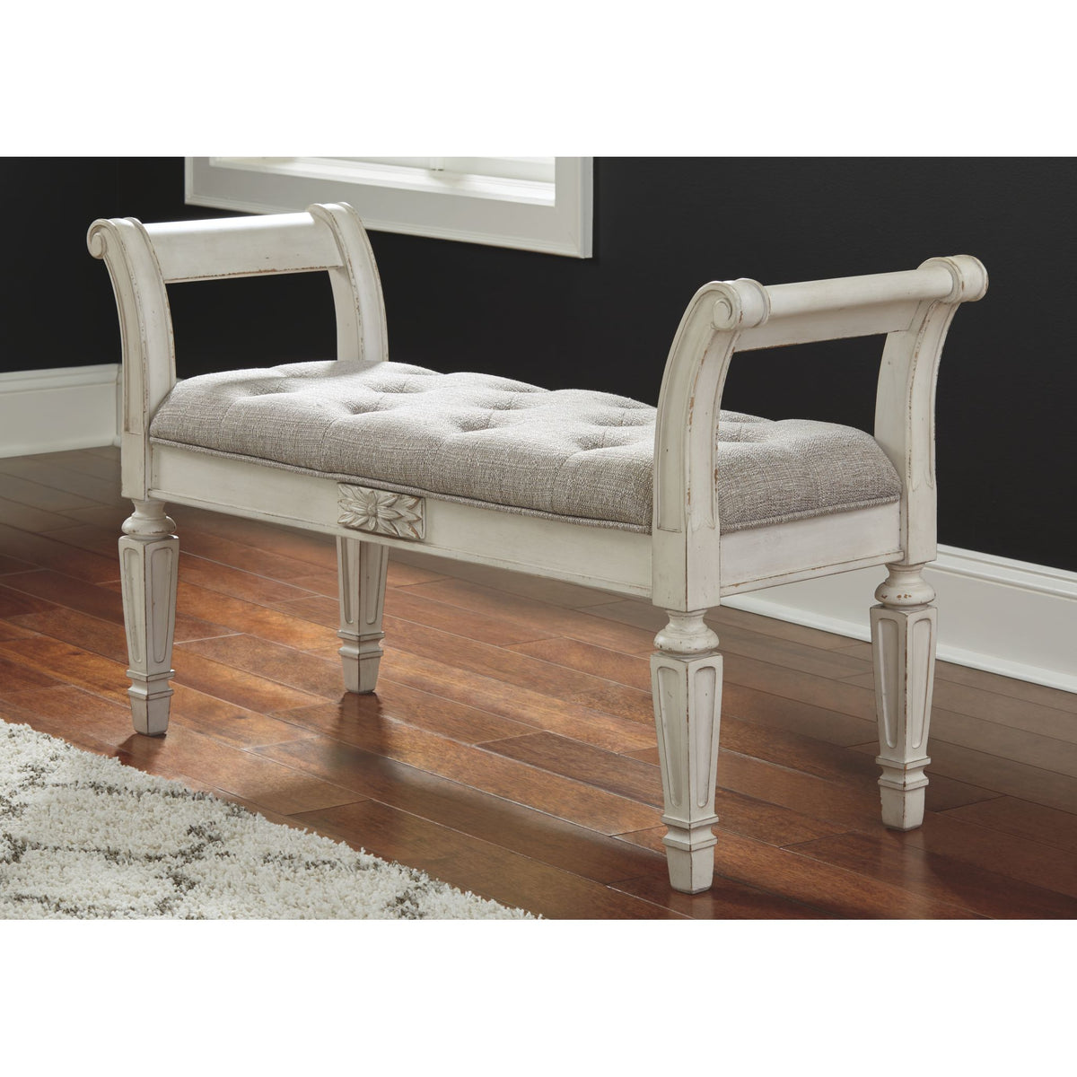 Realyn Accent Bench | Ashley Canada