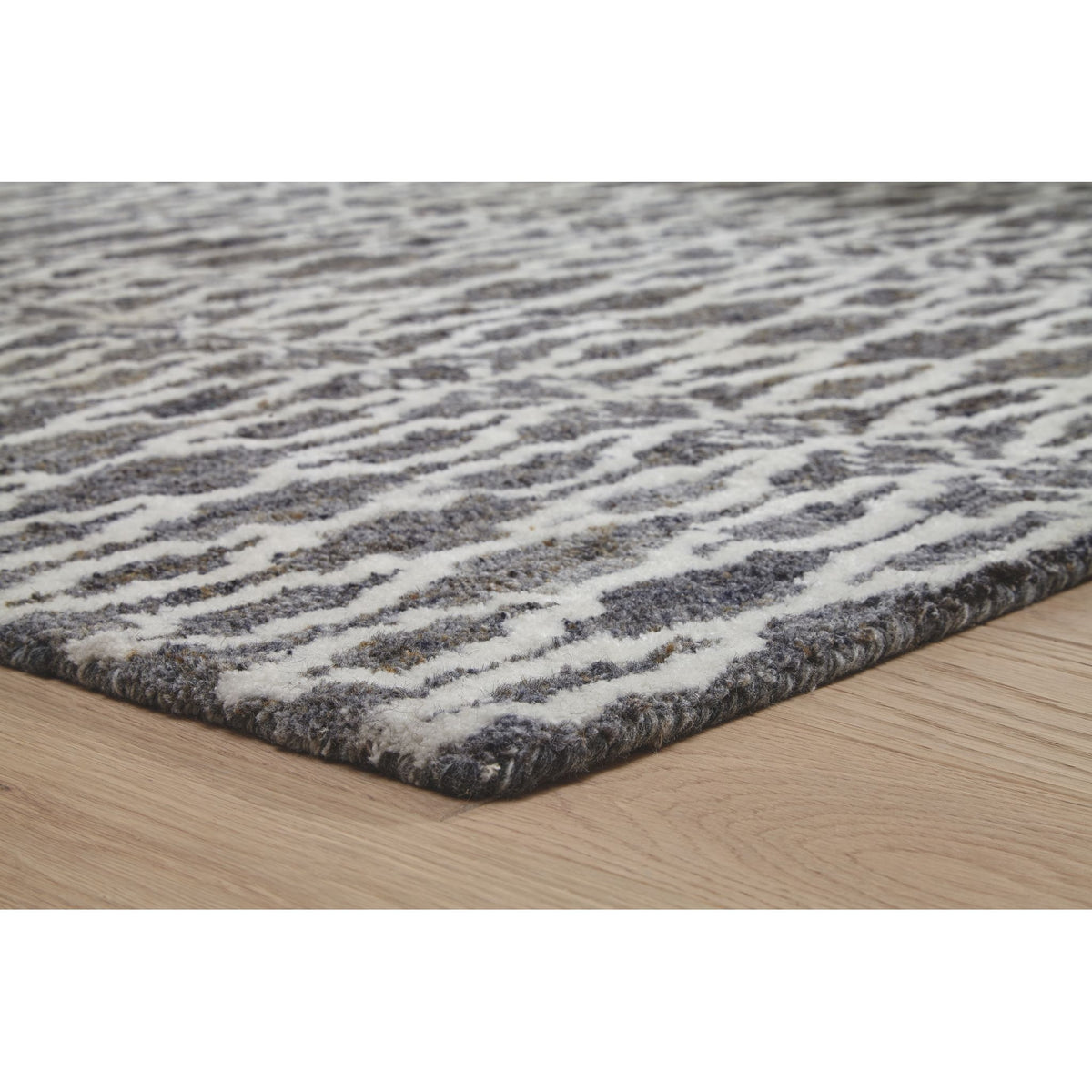 Esmee Area Rug | Ashley Canada