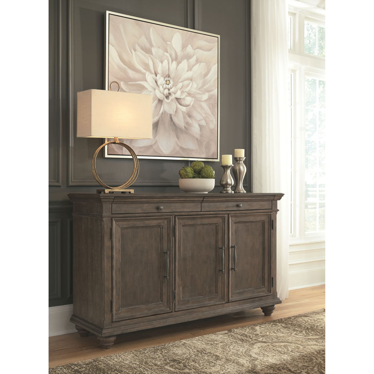 Johnelle-Exclusive Dining Server | Ashley Canada