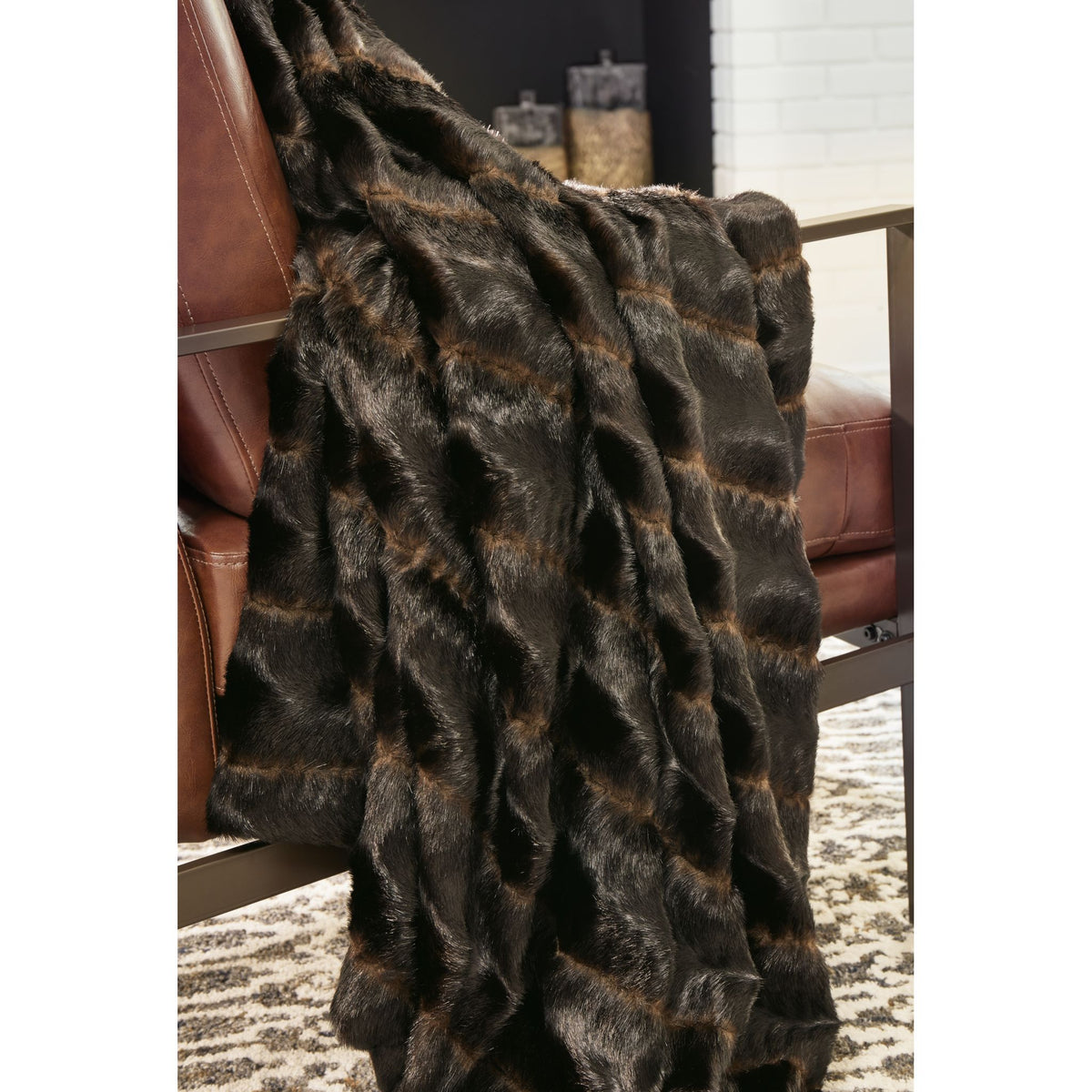 Jessen Throw | Ashley Canada