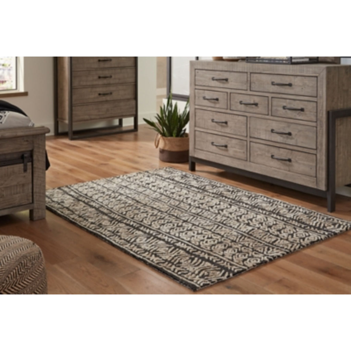 Holdner Area Rug | Ashley Canada